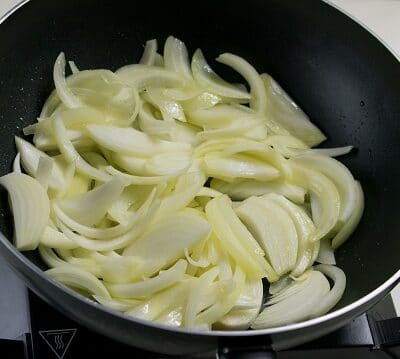 Lecso (Lecsó) | Traditional Hungarian Vegetable Stew | 3 Simple Steps